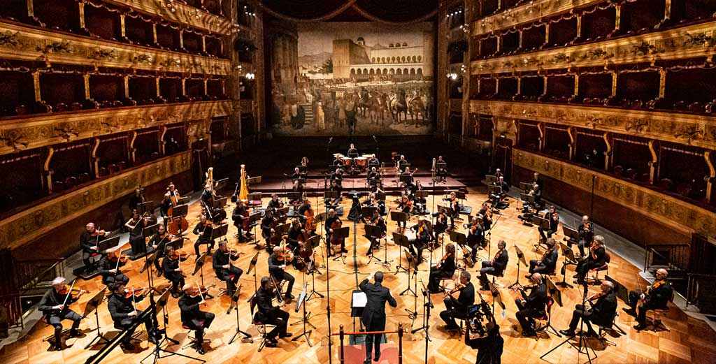 Visite guidate SOSPESE - Teatro Massimo - Fondazione Teatro Massimo