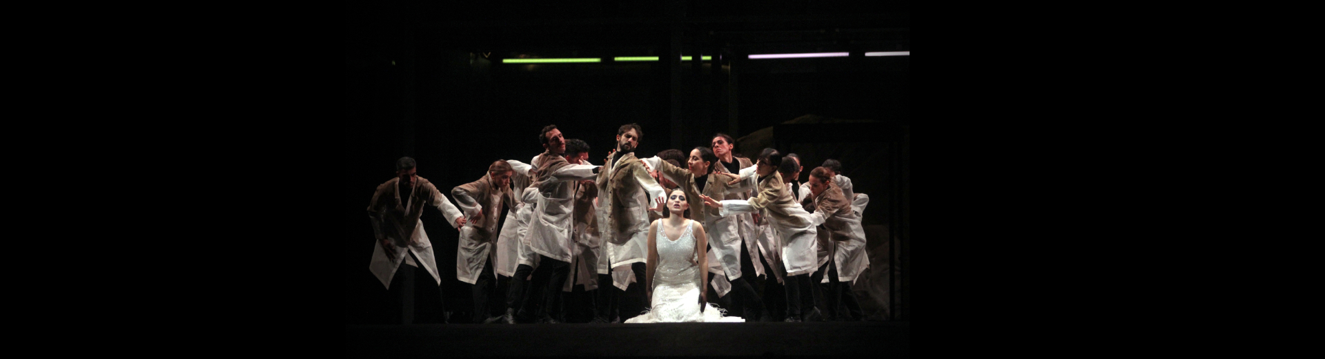 The new visionary staging of I Capuleti e i Montecchi by Bellini ...